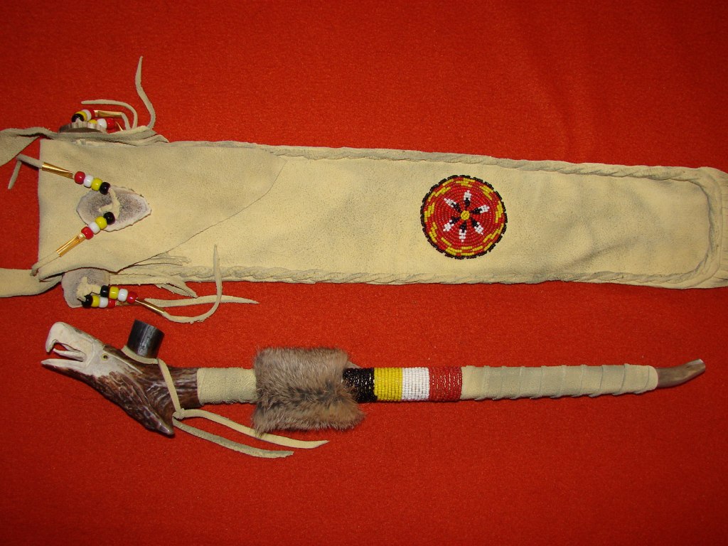 Calumet Fancy Native American Eagle Ceremonial Peace Pipe